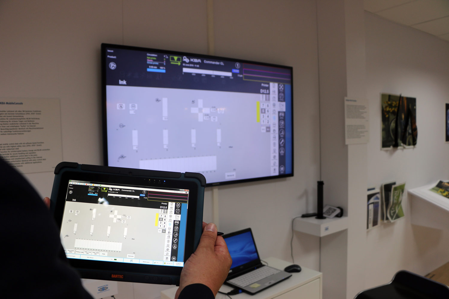 Service push in the KBA Web Lounge | Koenig & Bauer Banknote Solutions